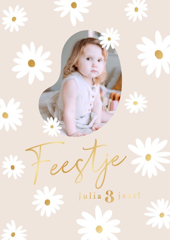 Lieve beige kinderfeestje uitnodiging met | Kaartje2go